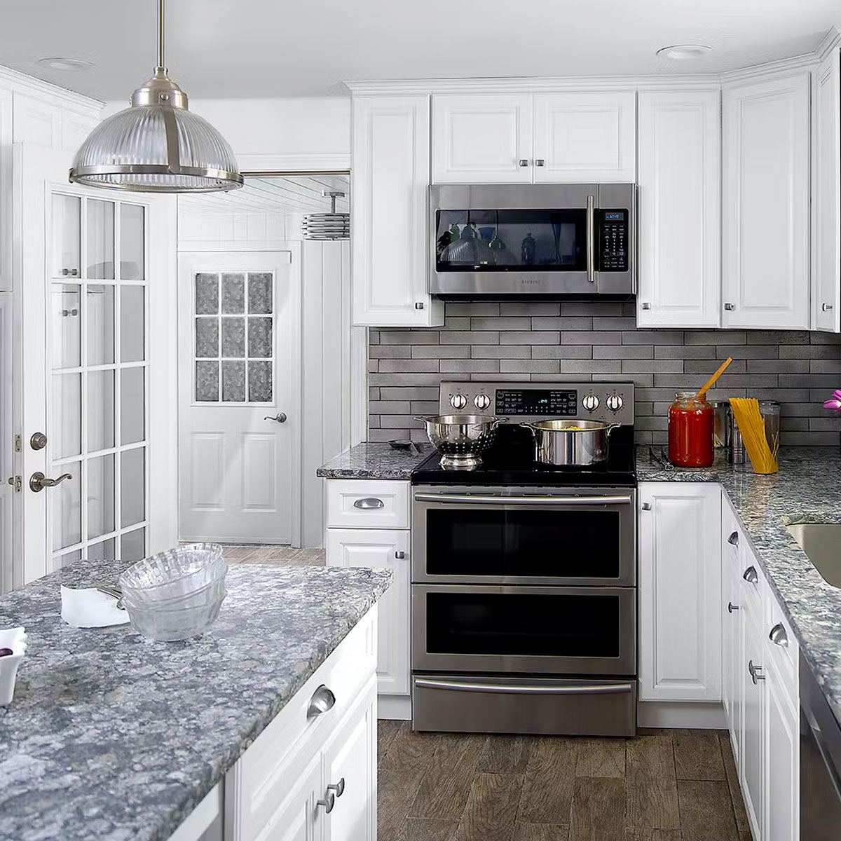Hallmark Frost Cabinets – Fabuwood Value Premium – AllCabinets.com